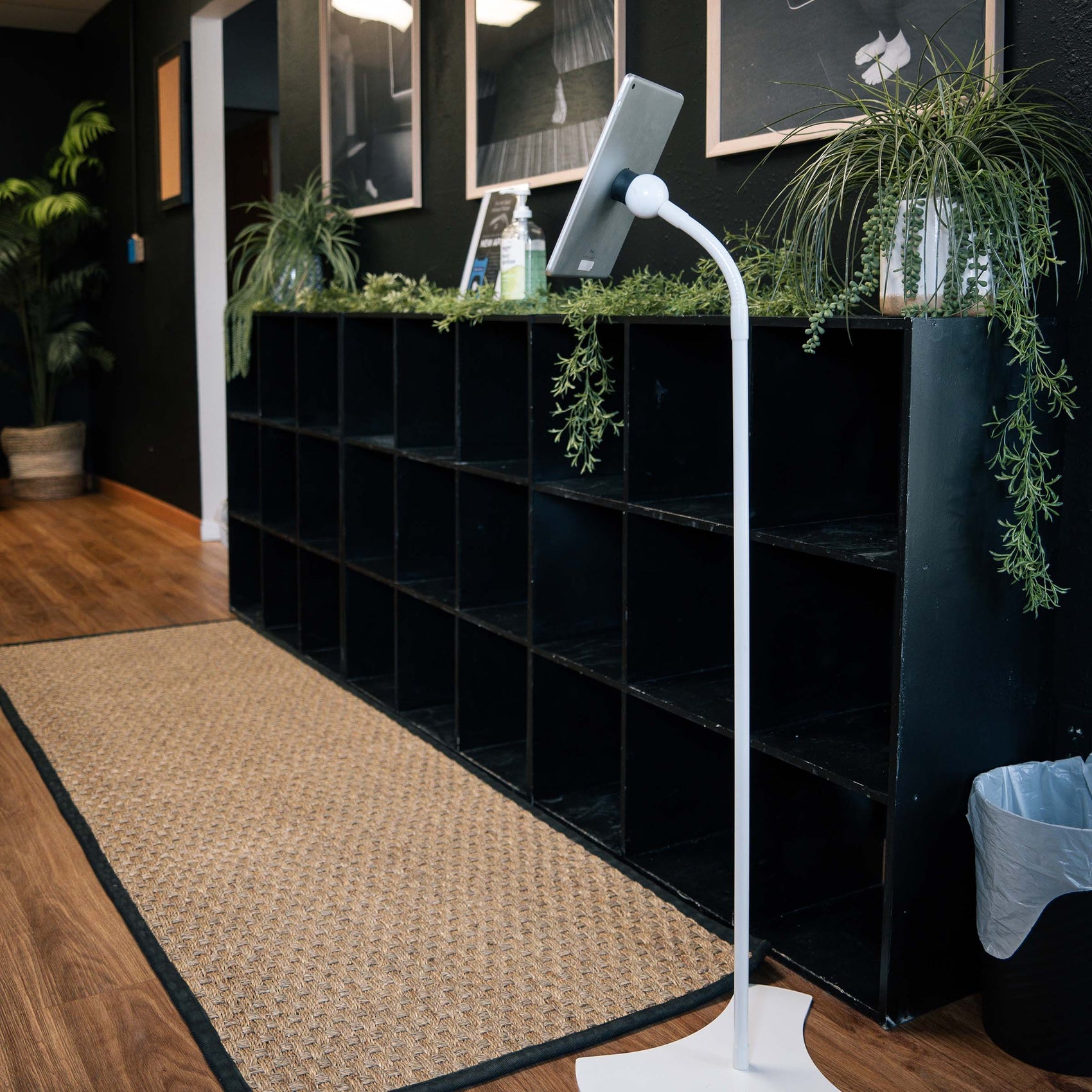 iOstandXT® Device Floor Stand